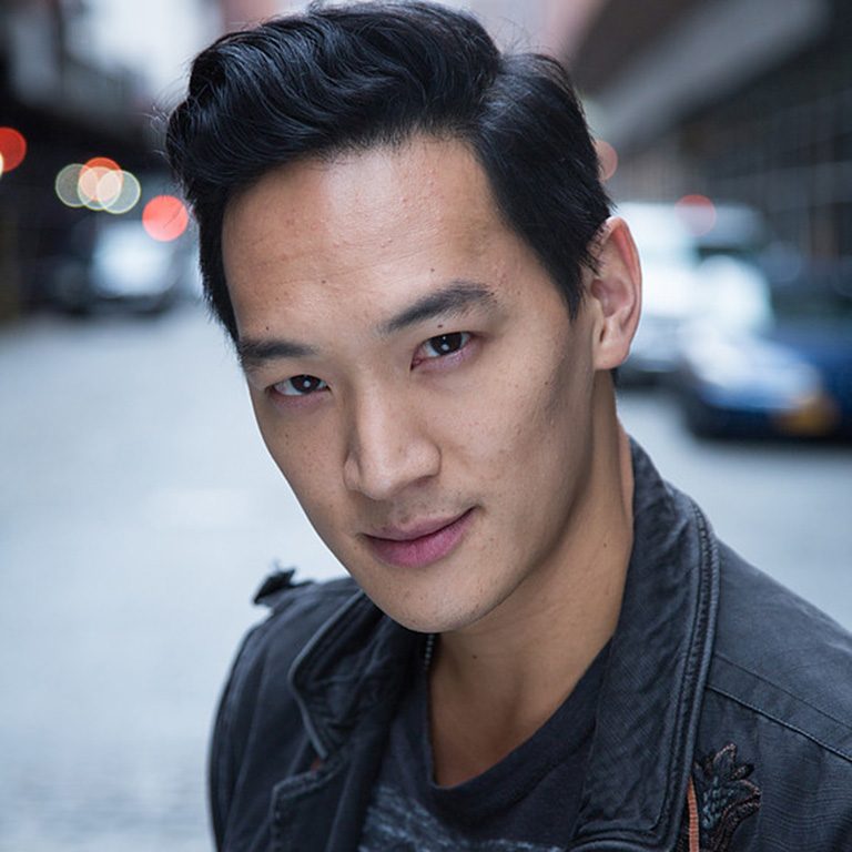 Between Two Knees | Yale Repertory Theatre